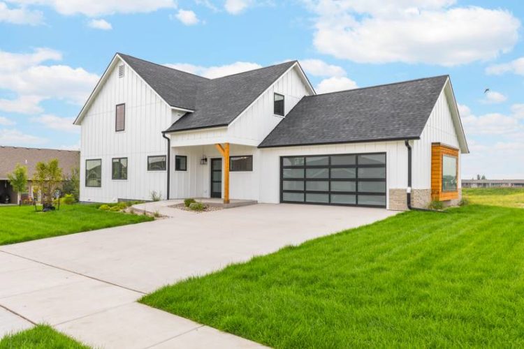 The Best Farmhouse Builders in the US - Home Builder Digest